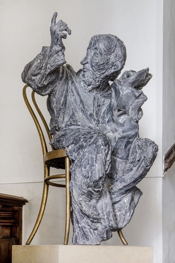 KNIŽNÍ TIP: Posvátné umění v nesvaté době – Ústav pro studium totalitních režimů