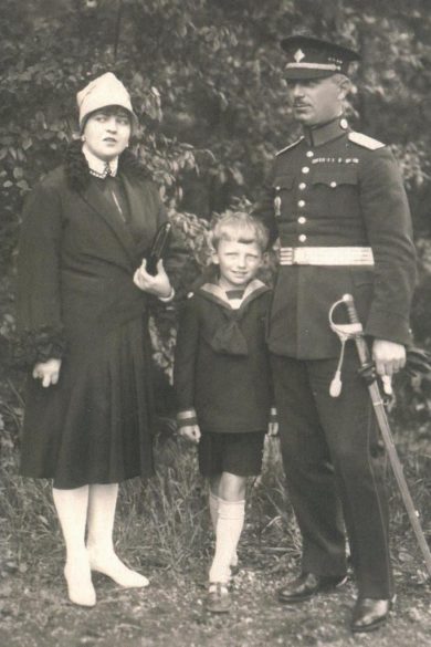 VZPOMÍNKA: Generál Bedřich Homola (1887-1943) – Ústav pro studium ...